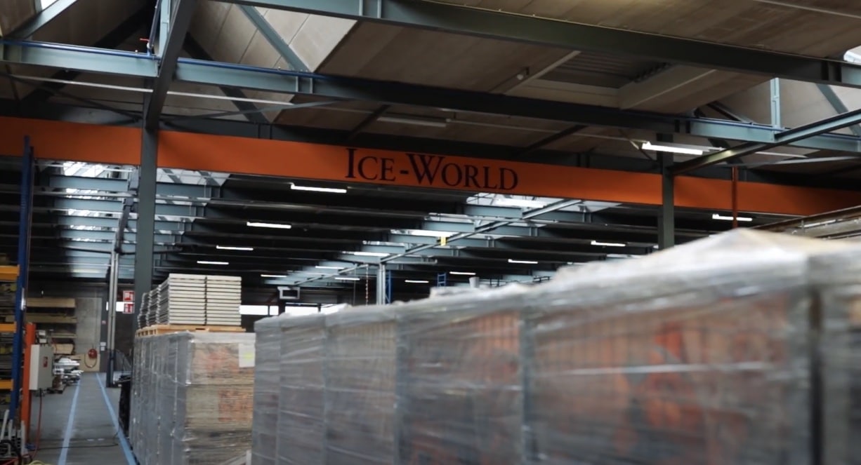 A tour at Ice-World - Ice-World