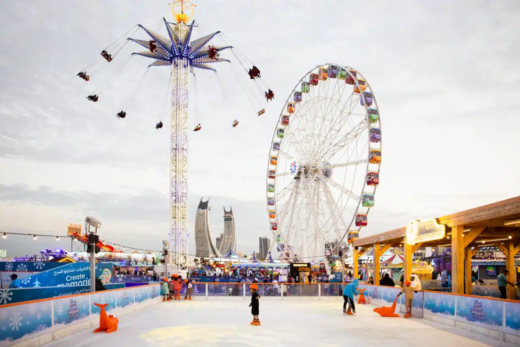 Recreational ice rink for amusement or theme parks