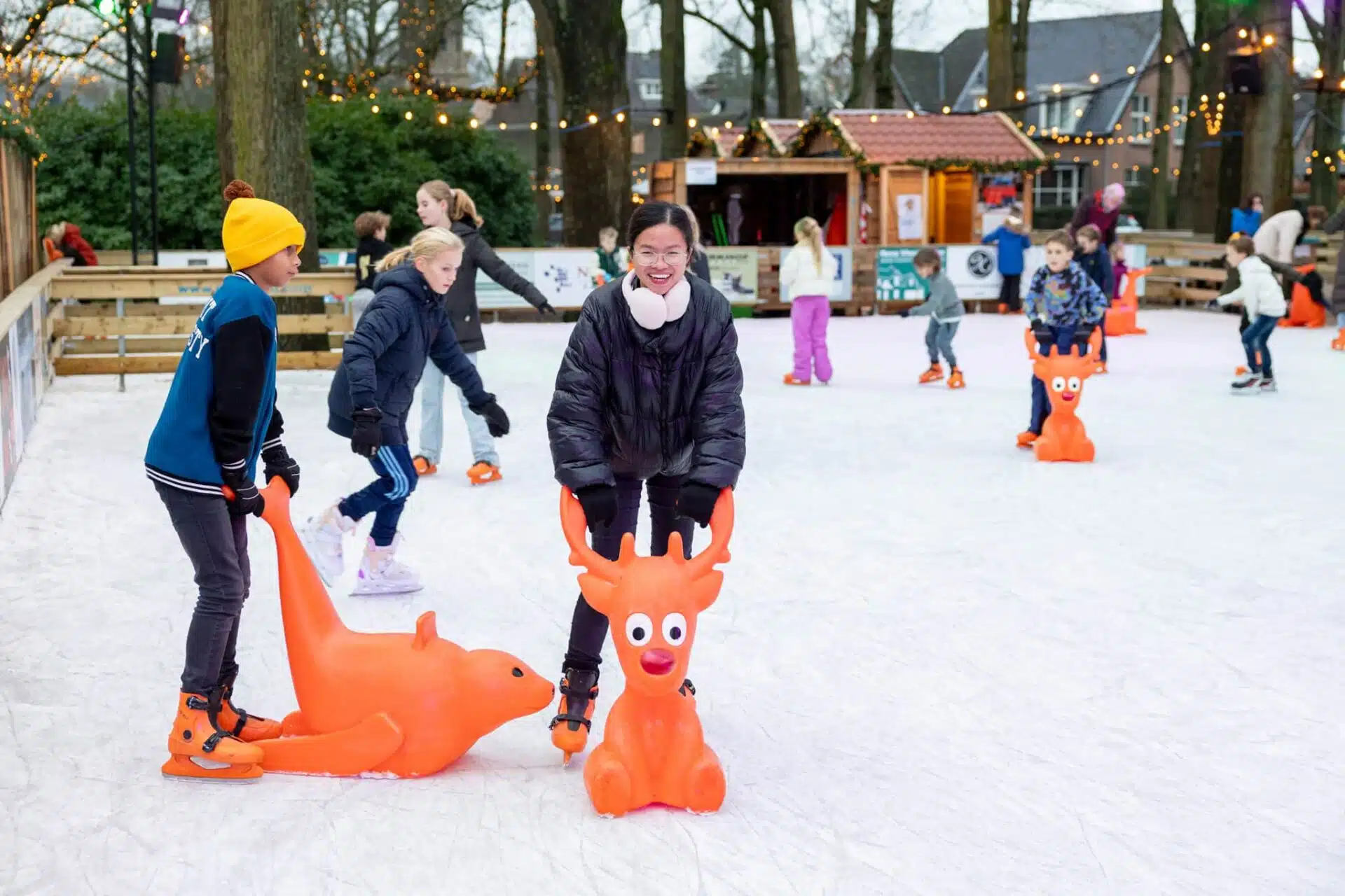 Neem de tijd voor een tijdelijke ijsbaan - Ice-World